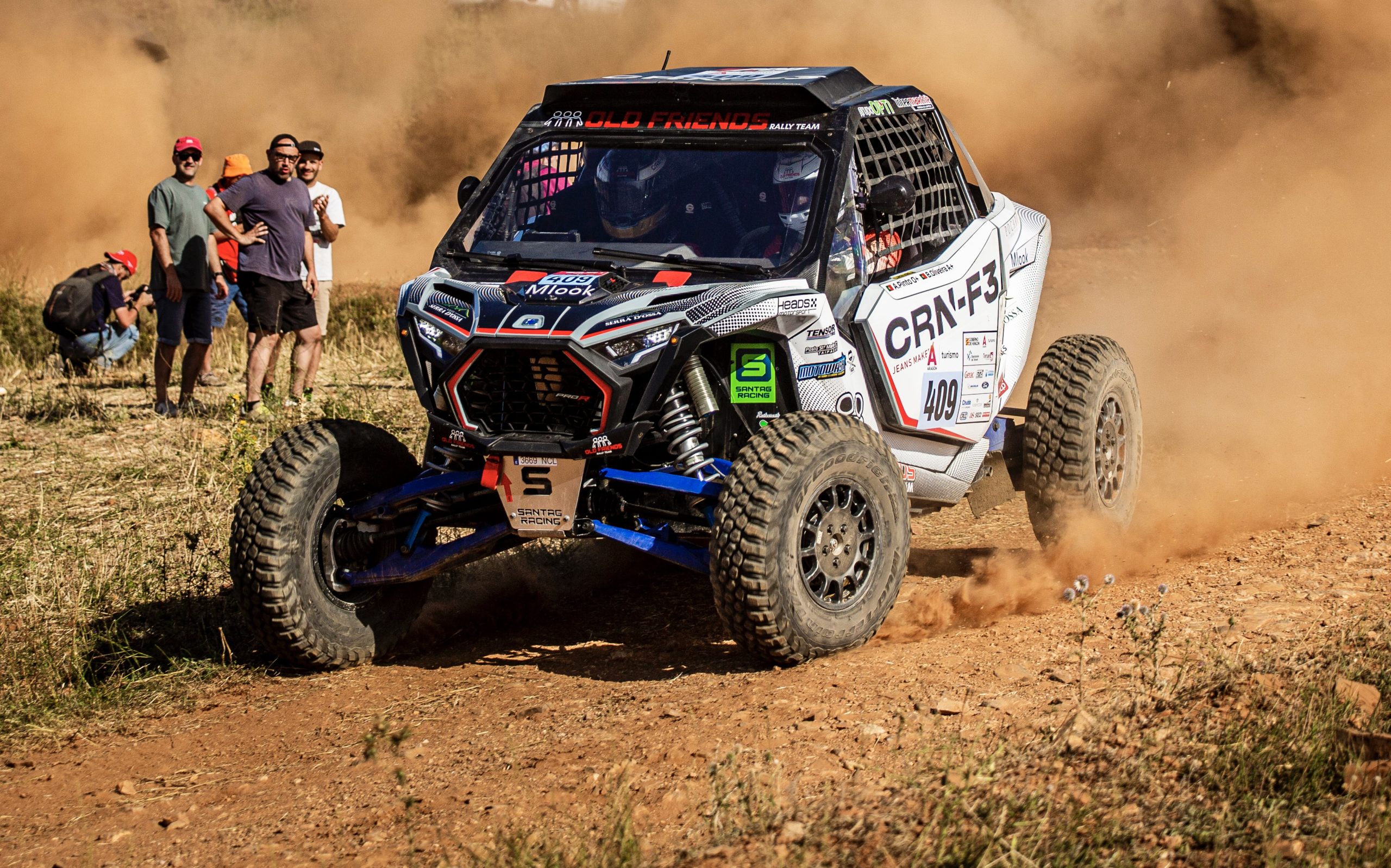Alexandre Pinto e Bernardo Oliveira no Rally Raid Portugal com título ...