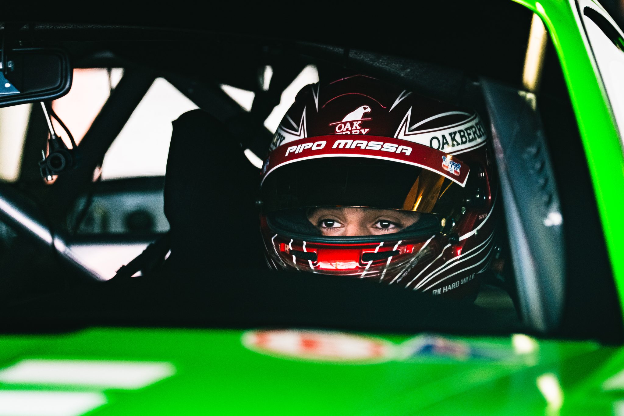 Pipo Massa estreia-se na Porsche Cup Brasil C6 Bank em 2026 - VMotores